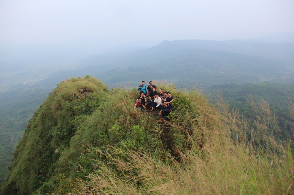 Adventure - Curug Pakuan & Sunrise Gn. Batu Jonggol