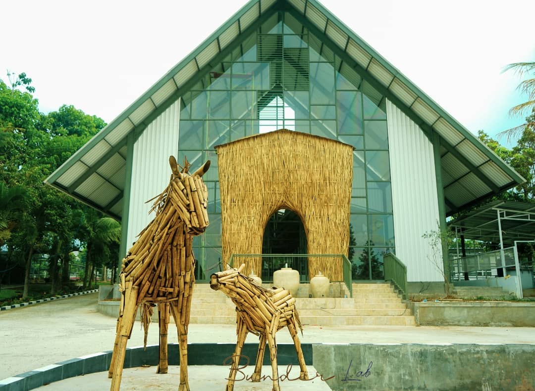 Adventure - Bunder Lab