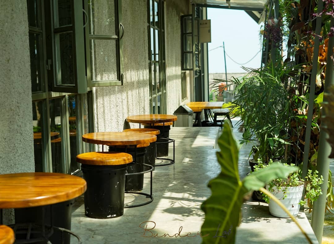 Adventure - Bunder Lab